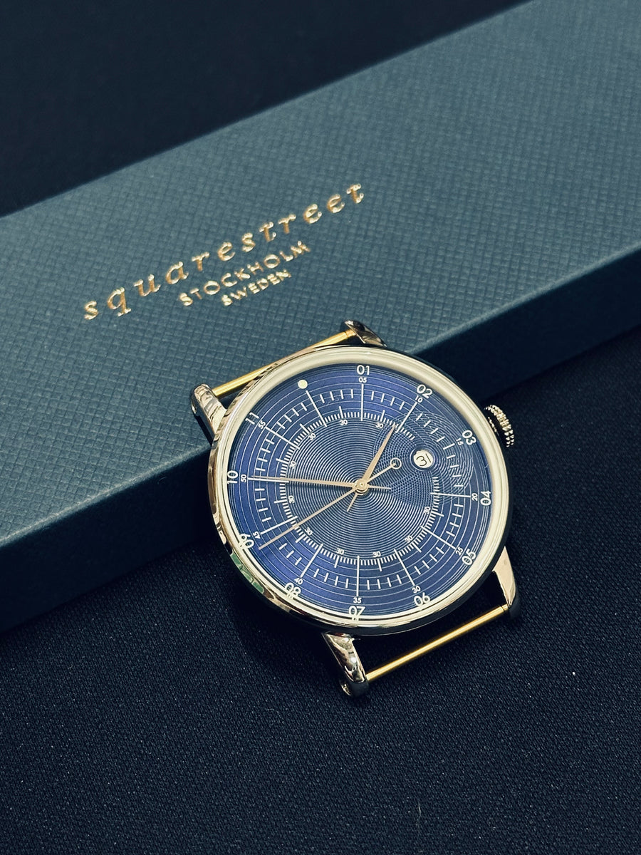 Silver/Blue Plano (Factory Refurbished) – squarestreet